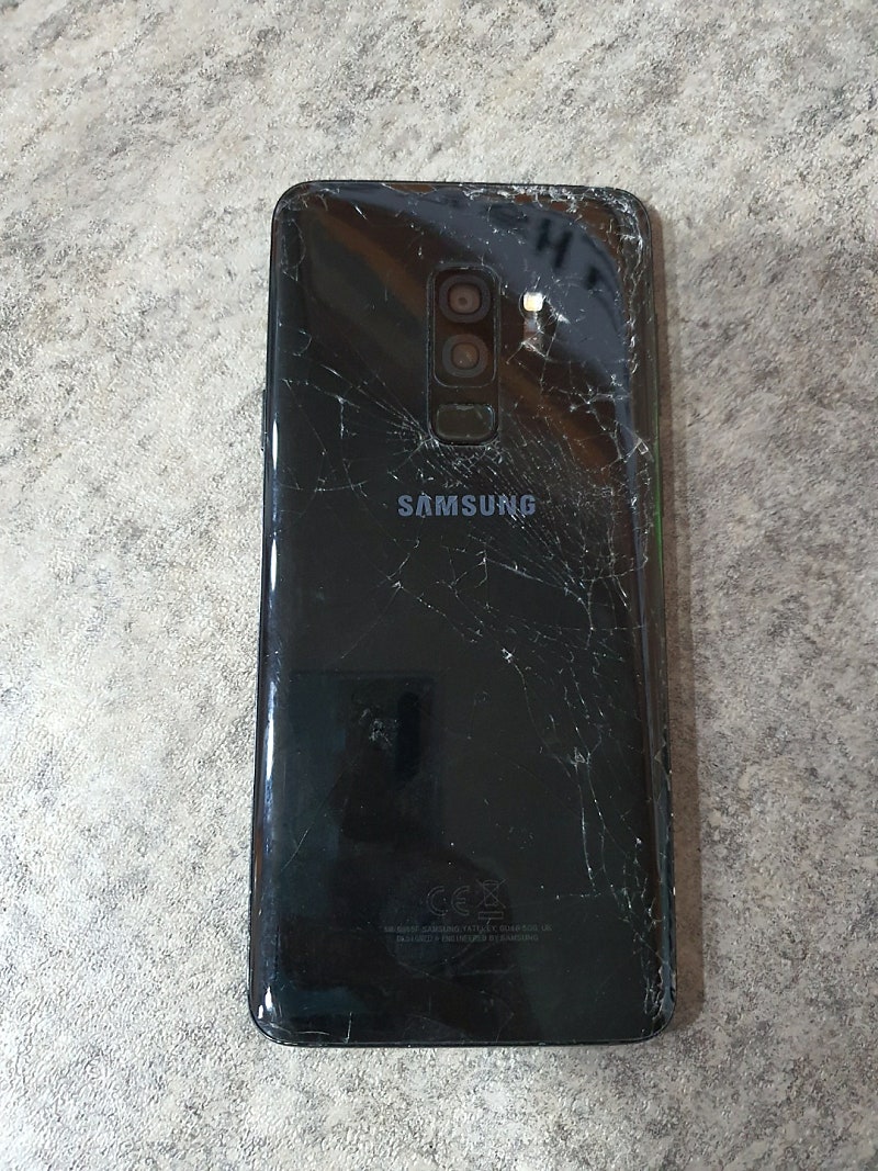 갤럭시S9+ 256G 파손폰 8만원에 싸게 판매합니다*... | 중고나라 카페에서 운영하는 공식 사이트